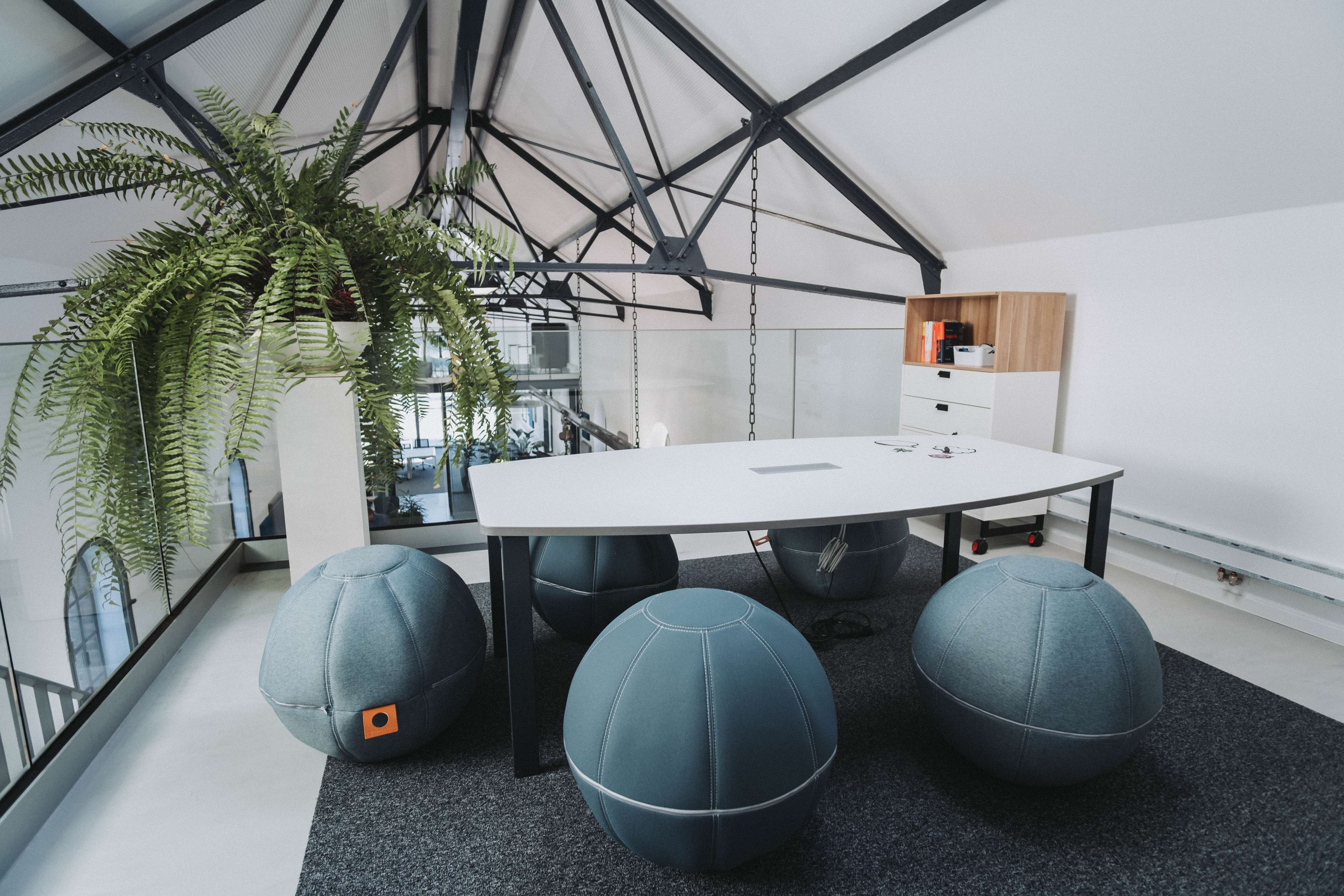 Inwerk Büroplanung - Referenzprojekt FactoryXperts